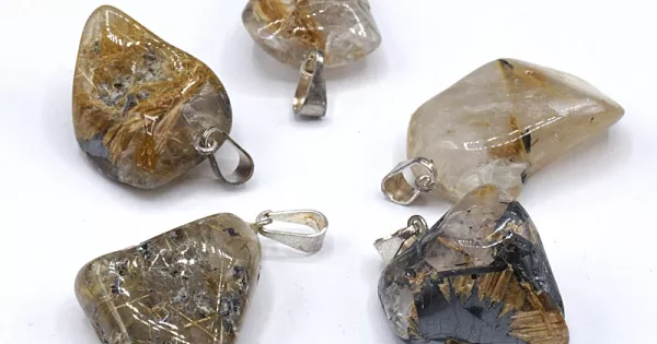 Pandantiv cuart rutilat - Universul Cristalelor