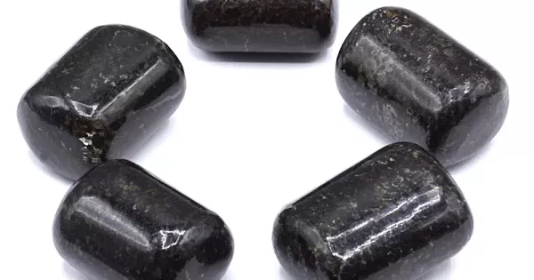 Nuumit piatra rulata - Universul Cristalelor