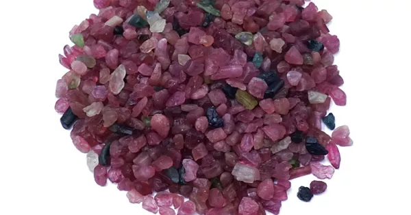 Turmalina roz chips - Universul Cristalelor