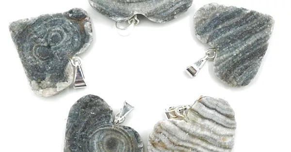 Pandantiv calcedonie inima - Universul Cristalelor