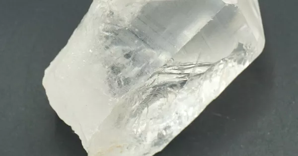 Cuart lemurian - Universul Cristalelor