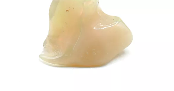 Opal de foc - Universul Cristalelor