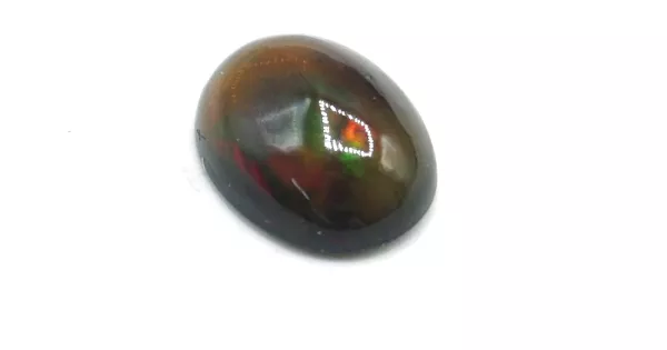 Opal de foc - Universul Cristalelor