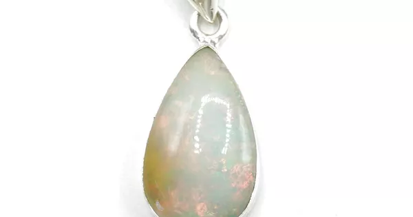 Pandantiv opal de foc - Universul Cristalelor