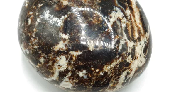 Opal negru (cappuccino) polisat - Universul Cristalelor