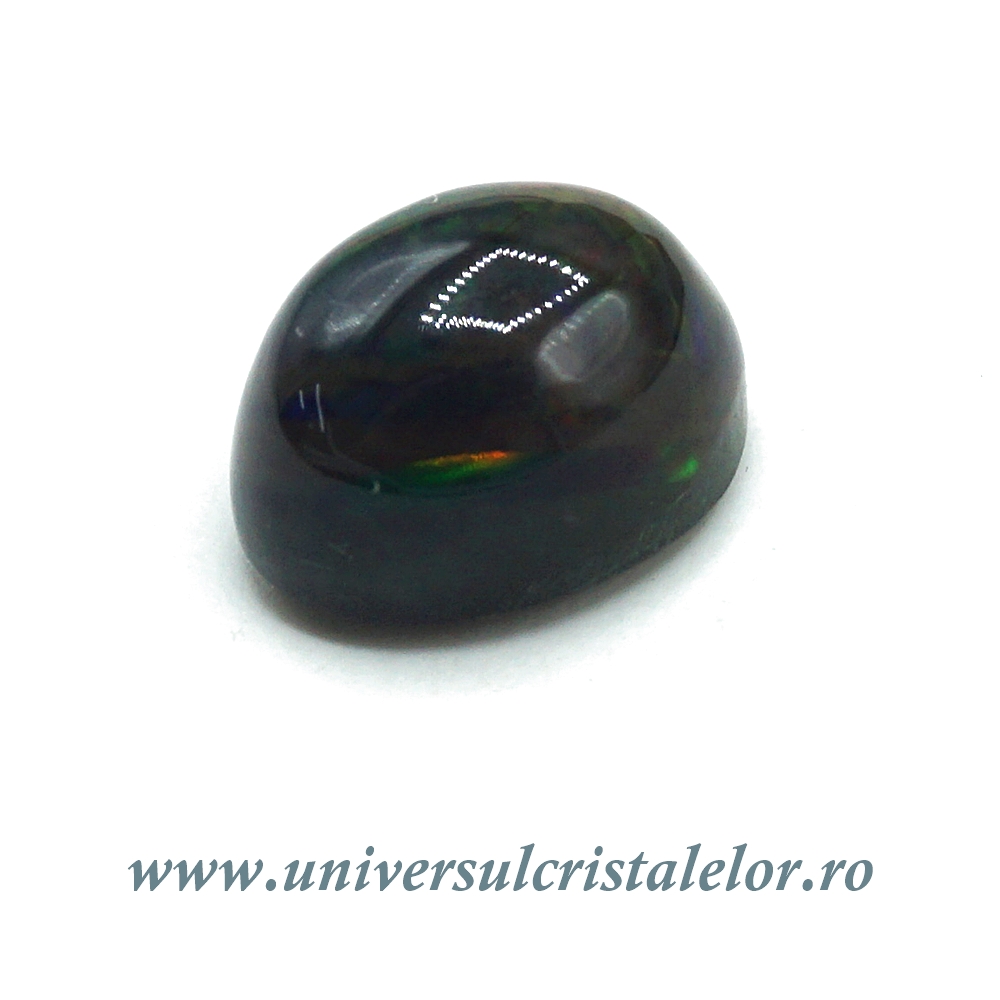 Opal de foc - Universul Cristalelor